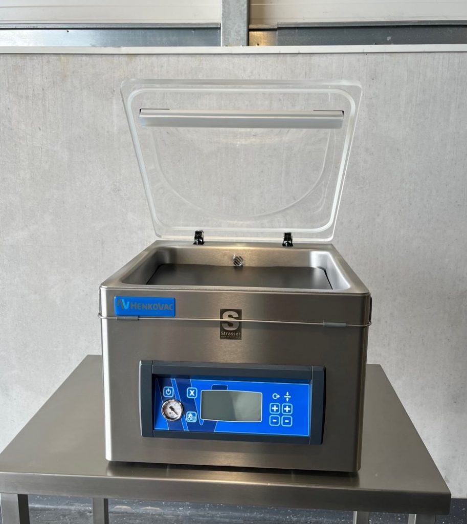 SOLD Henkovac Vacuummachine T4 - Strasser - FOOD PROCESSING MACHINERY